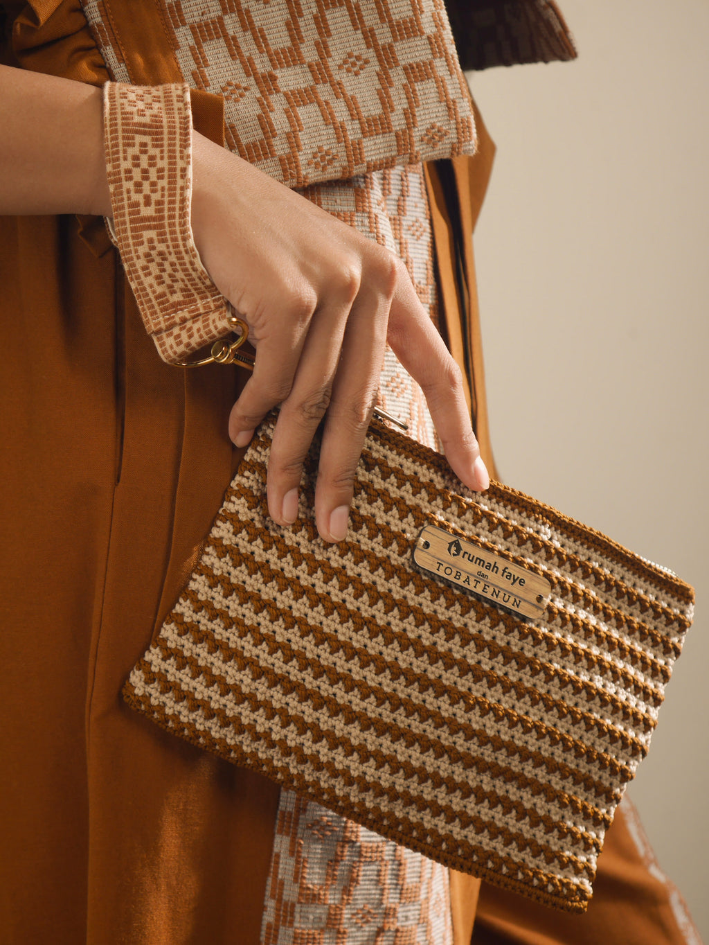 Crochet Pouch – Tobatenun