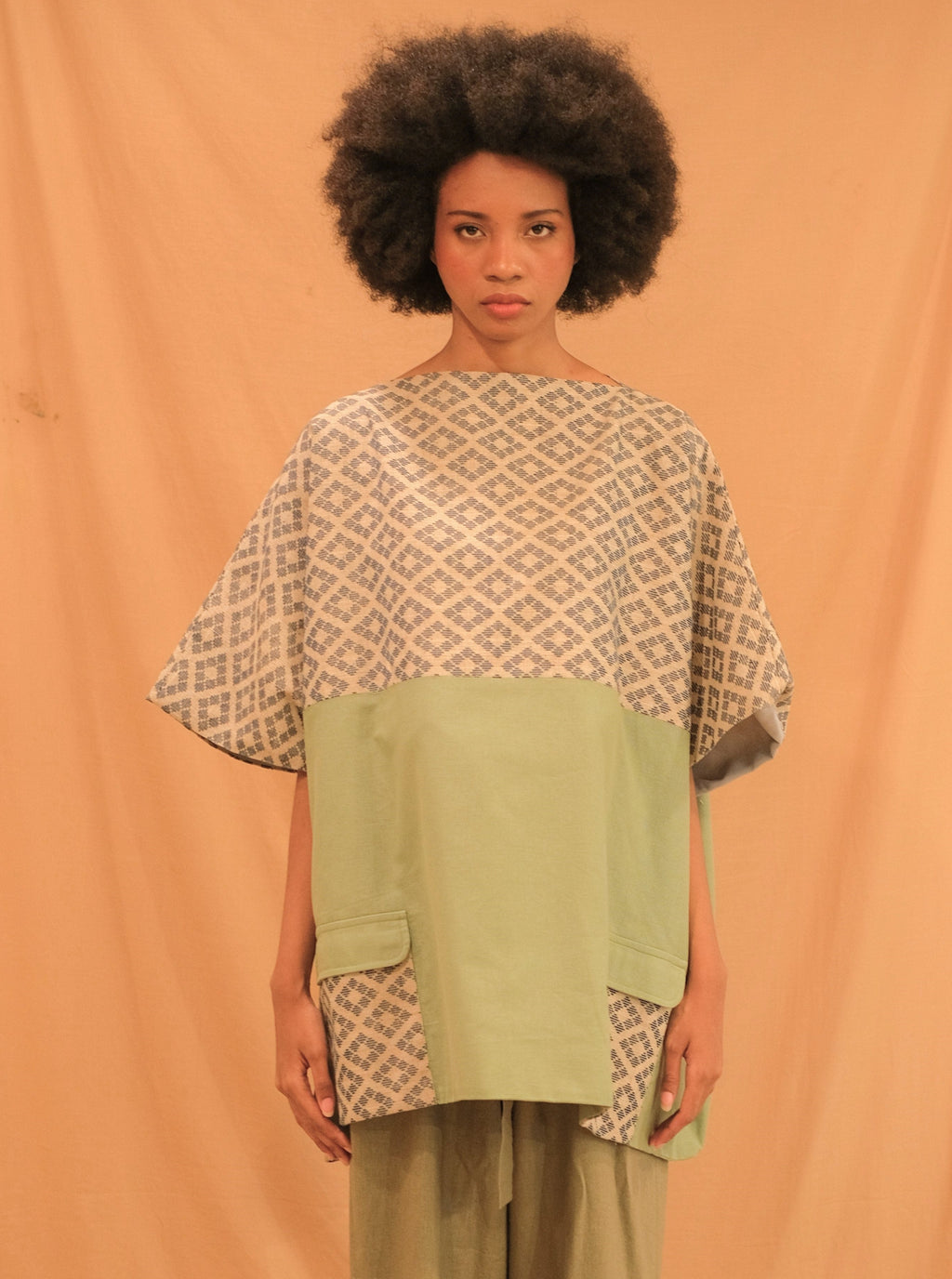 Cape Udan Grey Kecil – Tobatenun